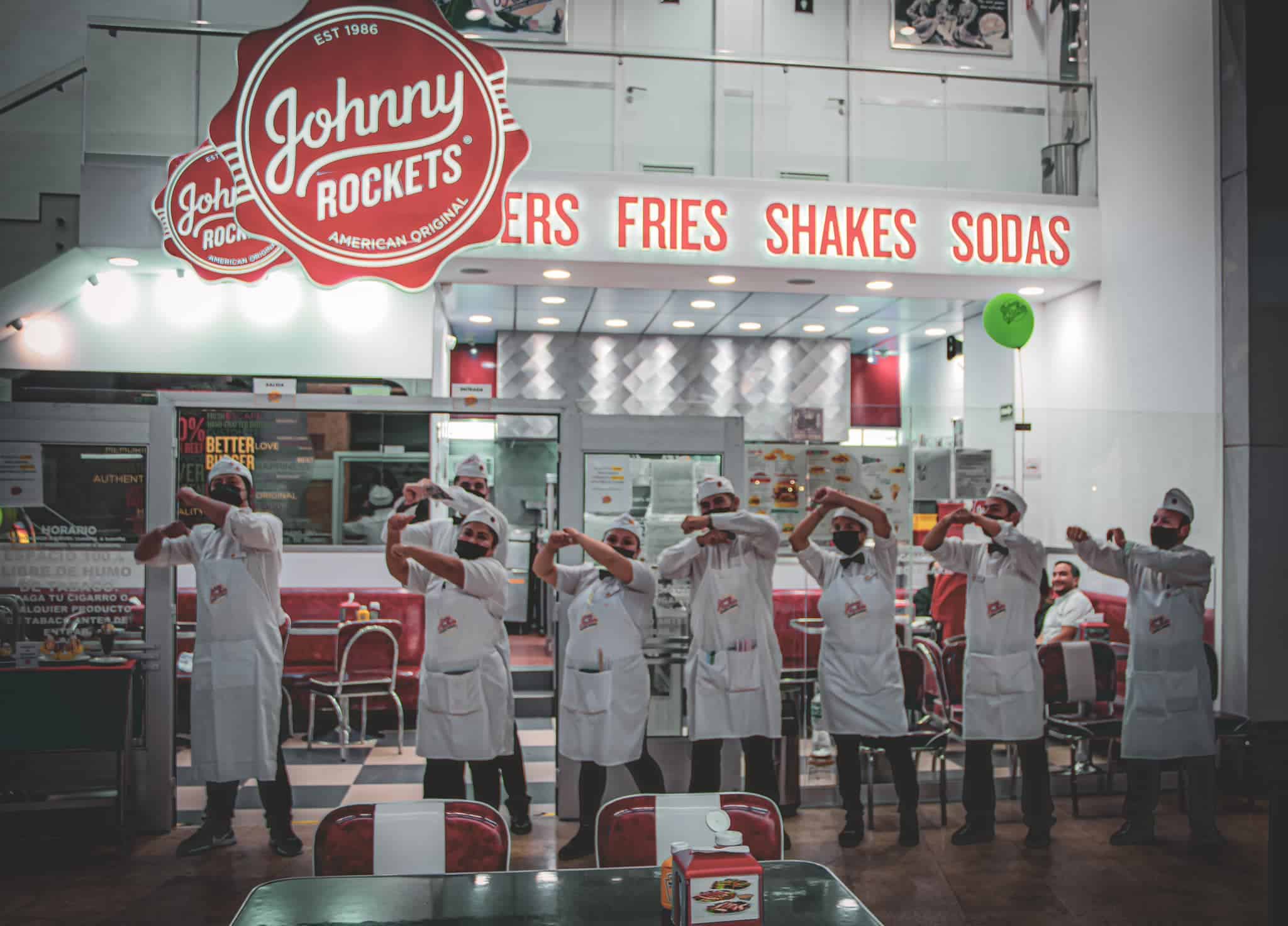 Los sabores de EU llegan al oriente de la CDMX con Johnny Rockets ...