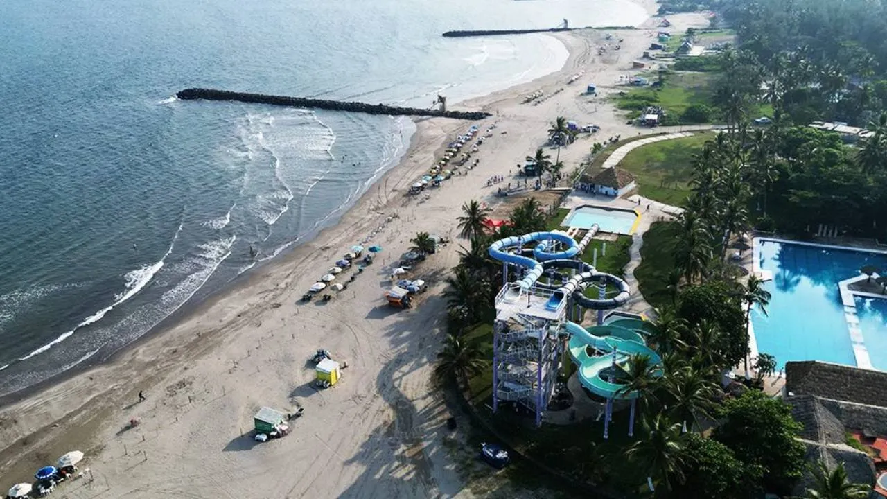 Veracruz abre Universal Mocambo, su primera playa inclusiva | Descubre ...