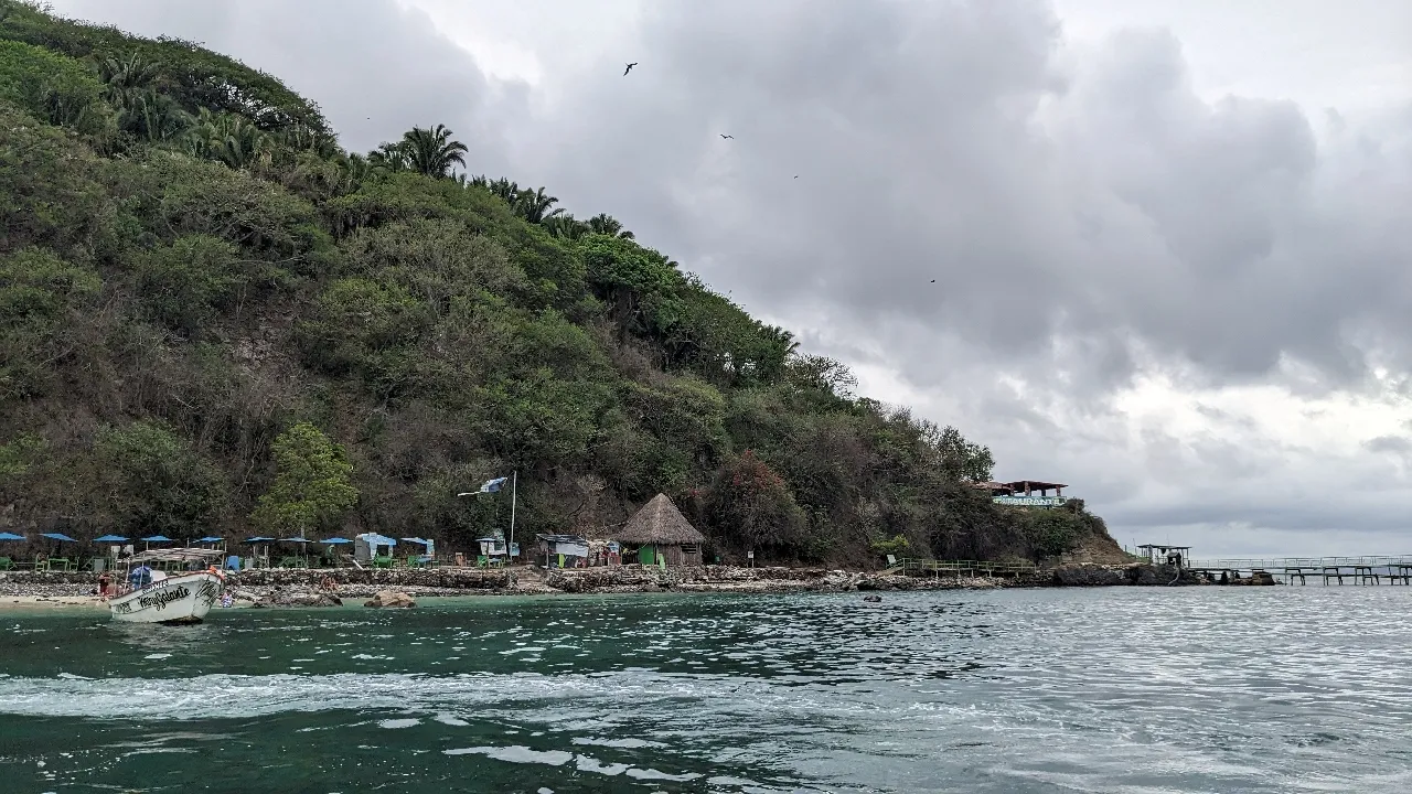 Relájate y disfruta de la naturaleza en la Isla Coral | Descubre México